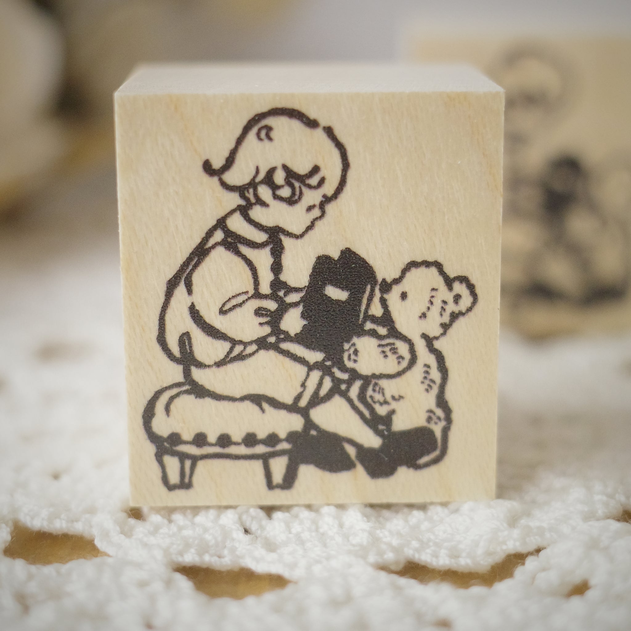 Krimgen rubber stamp - Boy reading a book – petit zakkaya